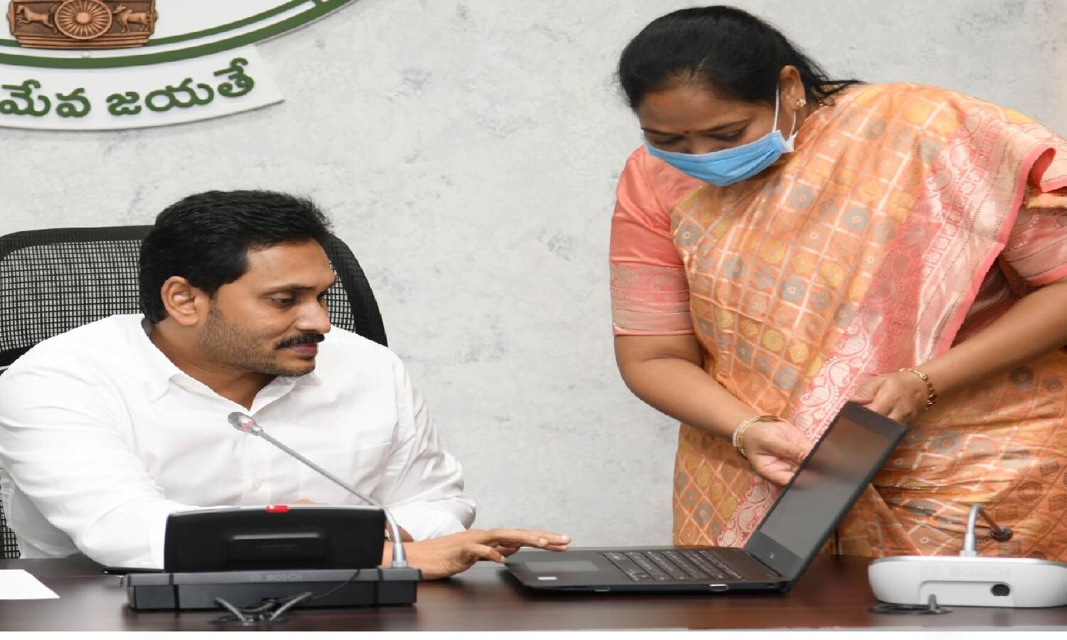 AP launches Abhayam App for safe travel of women in autos, taxis