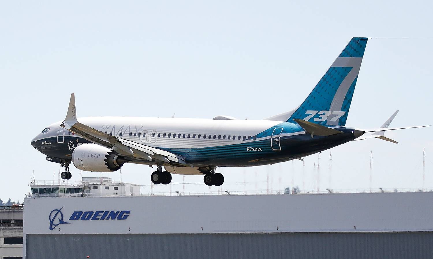Boeing to start manufacturing complex vertical fin structures for 737 ...