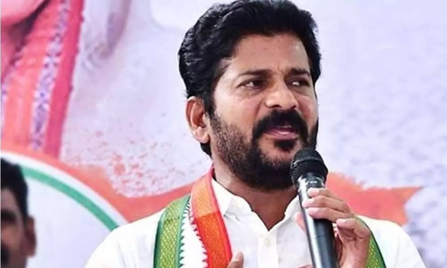 Twitter pulls down Revanth Reddy's tweet, others criticizing Centre for ...