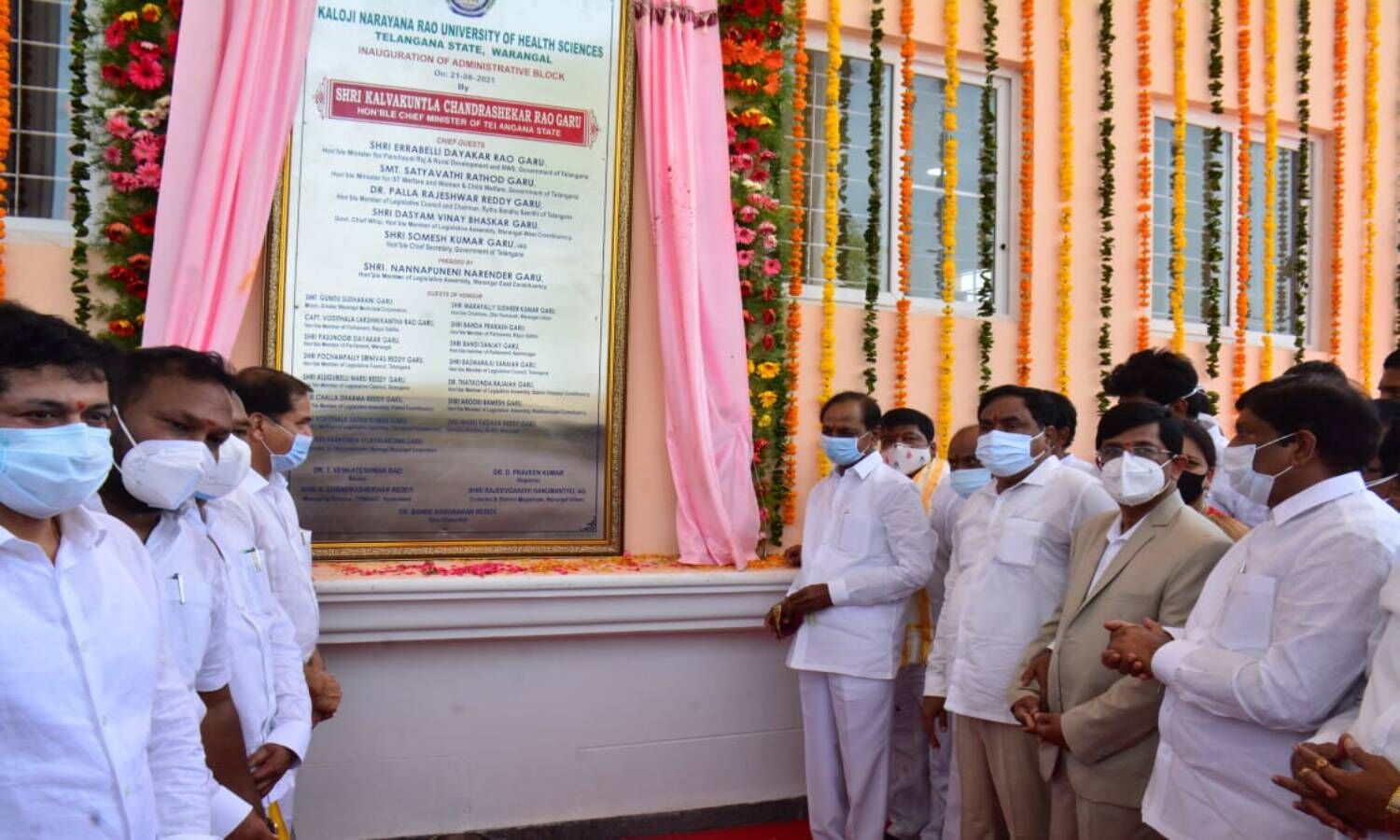 KCR renames Warangal Urban Hanamkonda; Warangal Rural becomes Warangal KCR renames Warangal Urban Hanamkonda; Warangal Rural becomes Warangal