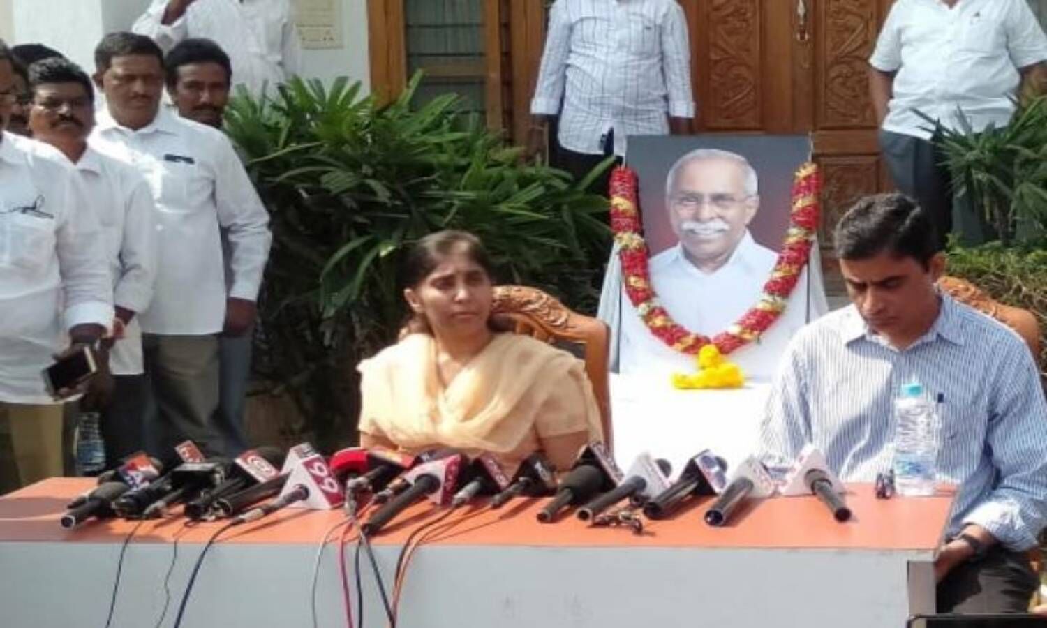 Vivekananda Reddy murder: Daughter writes to Kadapa police fearing for ...