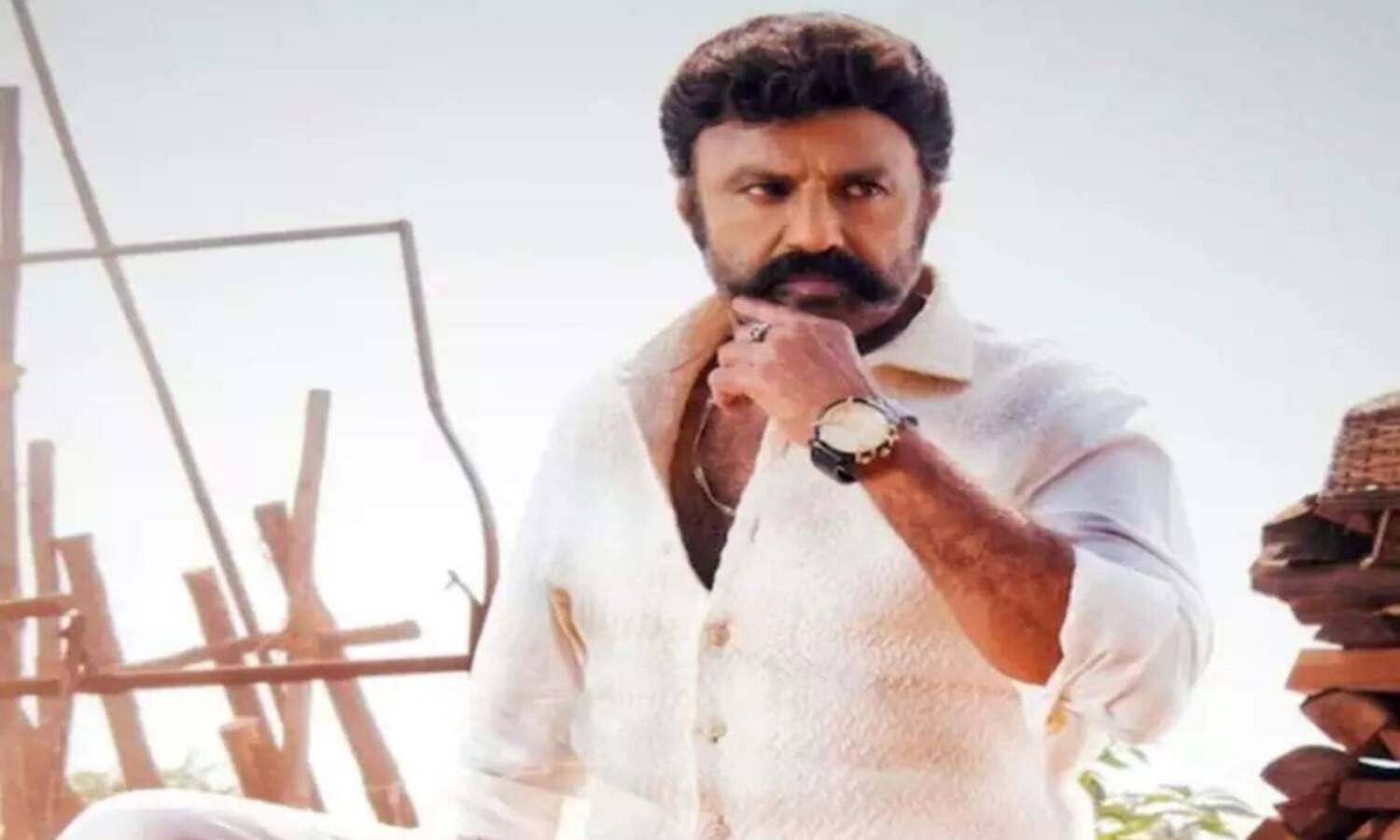 Actor Balakrishna undergoes shoulder surgery