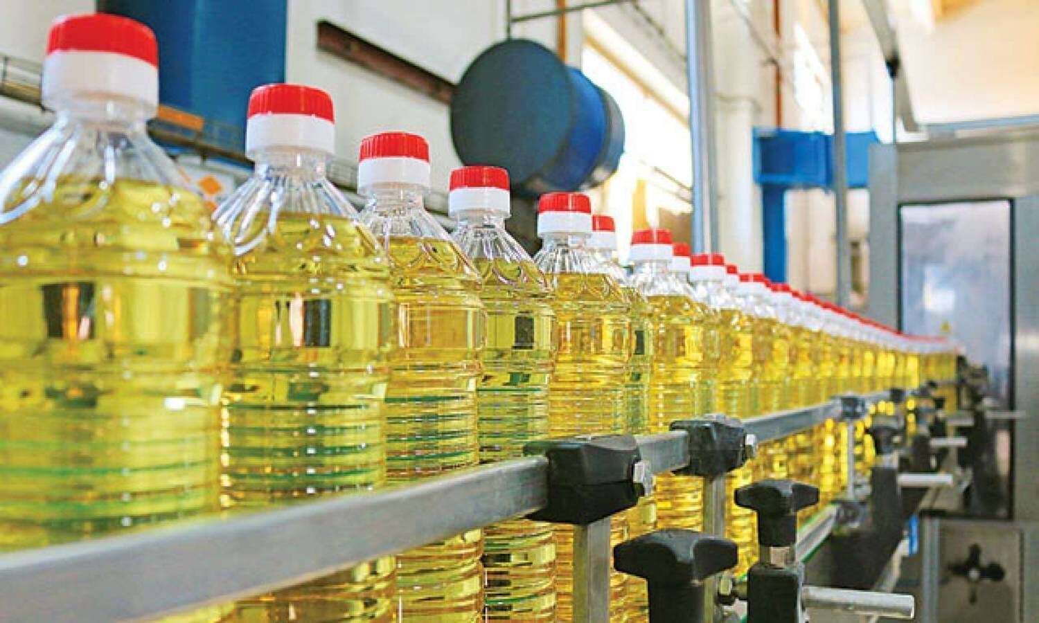 Duty on cooking oil prices cut from 2.5 % to ease retail price