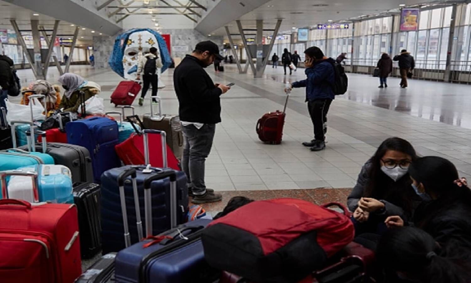 Ukraine crisis: TS, AP set up helpline for stranded students, migrants