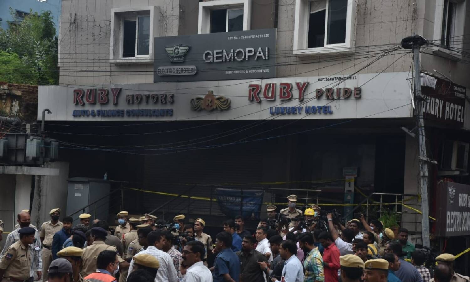 Secunderabad inferno: Owners of Ruby Motors, Ruby Lodge booked; bike ...