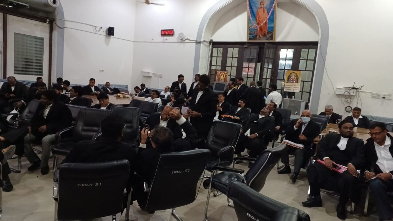 Justice Reddy transfer: HC Lawyers abstain from work; judges adjourn cases