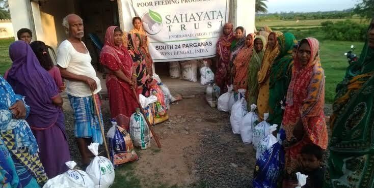 Hyderabad: Sahayata Trust to distribute 10 million meals to 28K ...