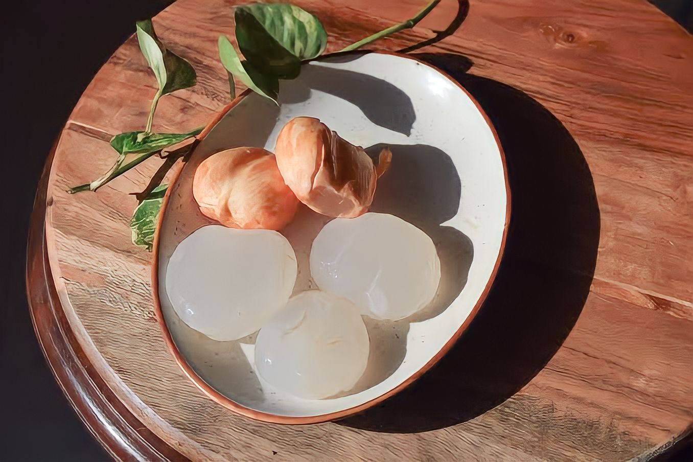 Bored of eating ice apples? Try these refreshing recipes