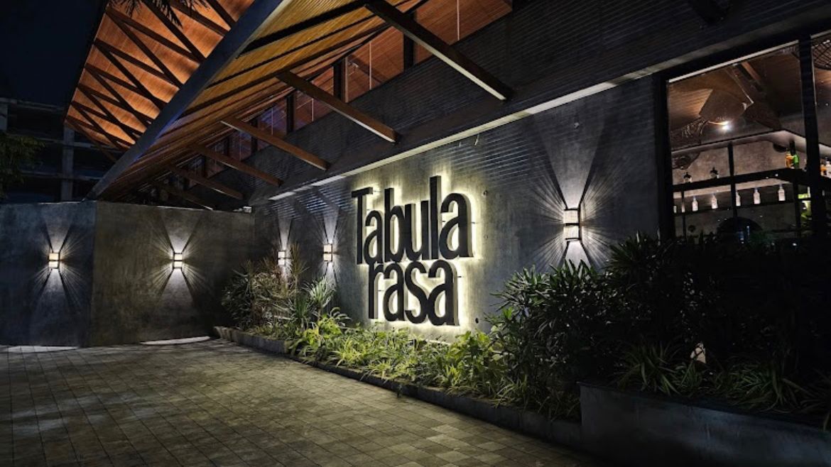 'Tabula Rasa Alfresco Bar': Hyderabad's new go-to place where art meets flavor