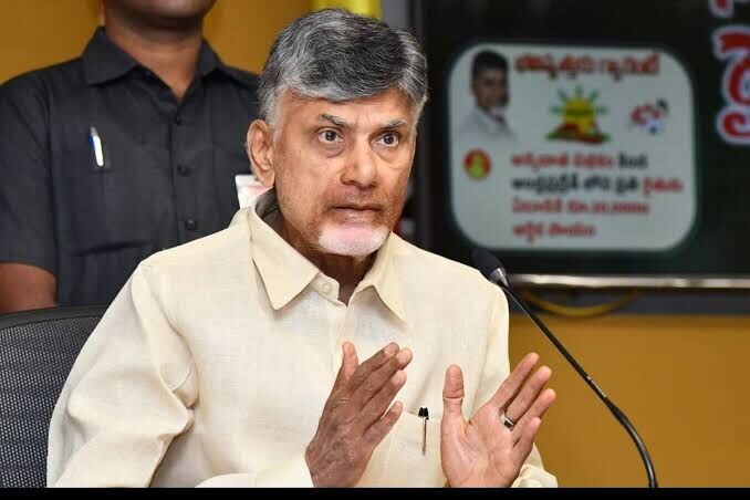 AP CID names Naidu in case against TDP granting illegal liquor licenses