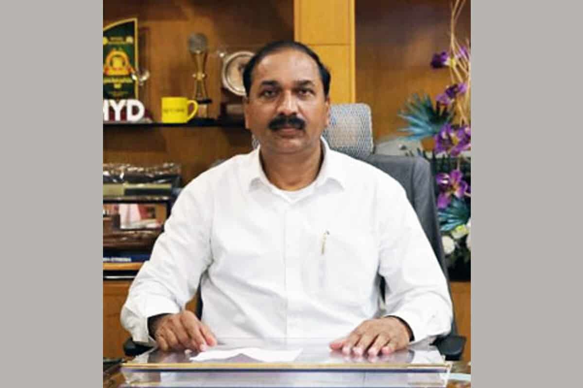 HC asks State to decide on TSTDC MD’s suspension in a week