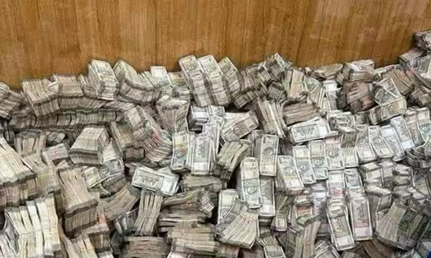 Rs 292.74 Cr worth seizures in Karnataka Rs 292.74 Cr worth seizures in Karnataka