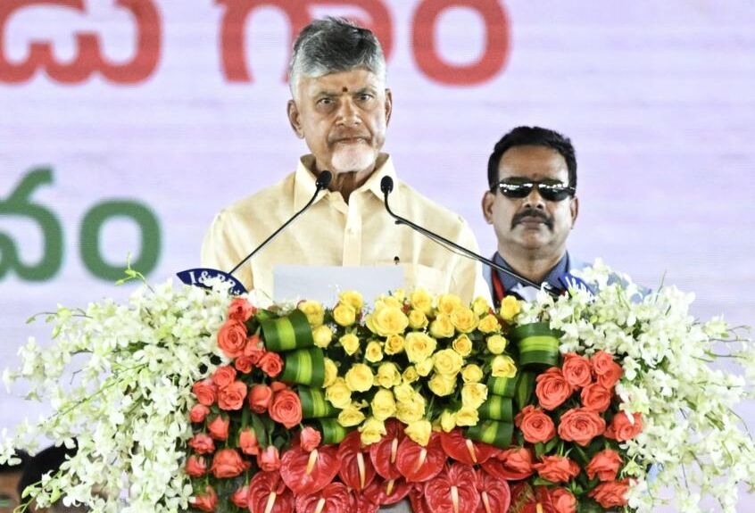 In a first in Telugu politics, Chandrababu Naidu becomes Andhra CM for ...