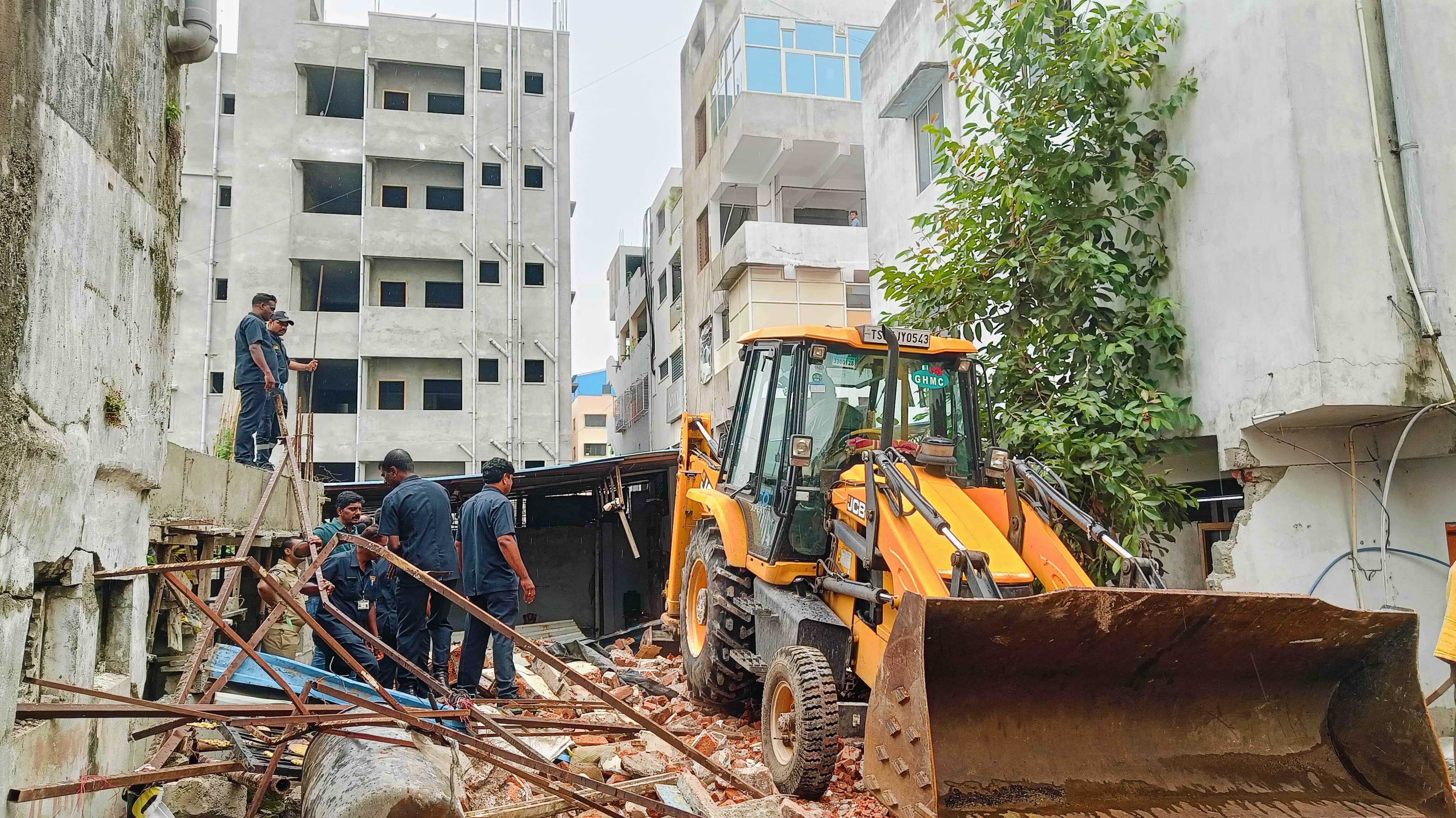 Hyderabad: HYDRAA intensifies anti-encroachment drive; removes toddy ...