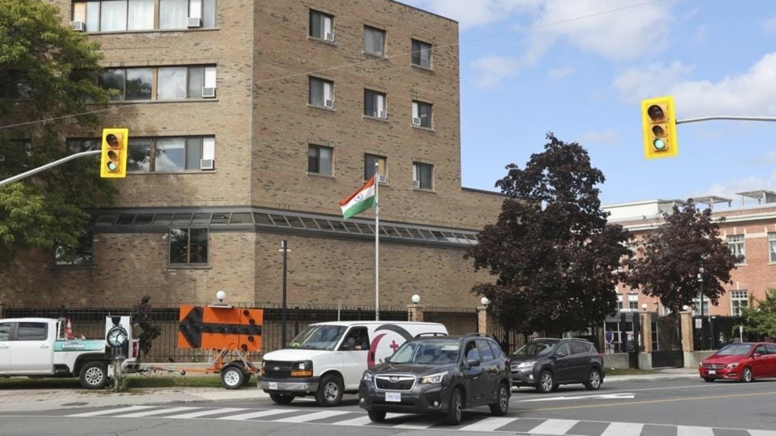 Top Canadian police official urges Sikh community to speak out as they ...