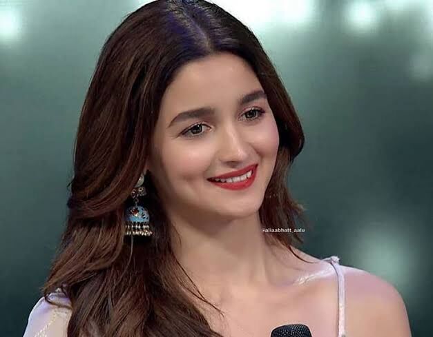 Alia Bhatt slams online videos, clickbait articles claiming she had ...