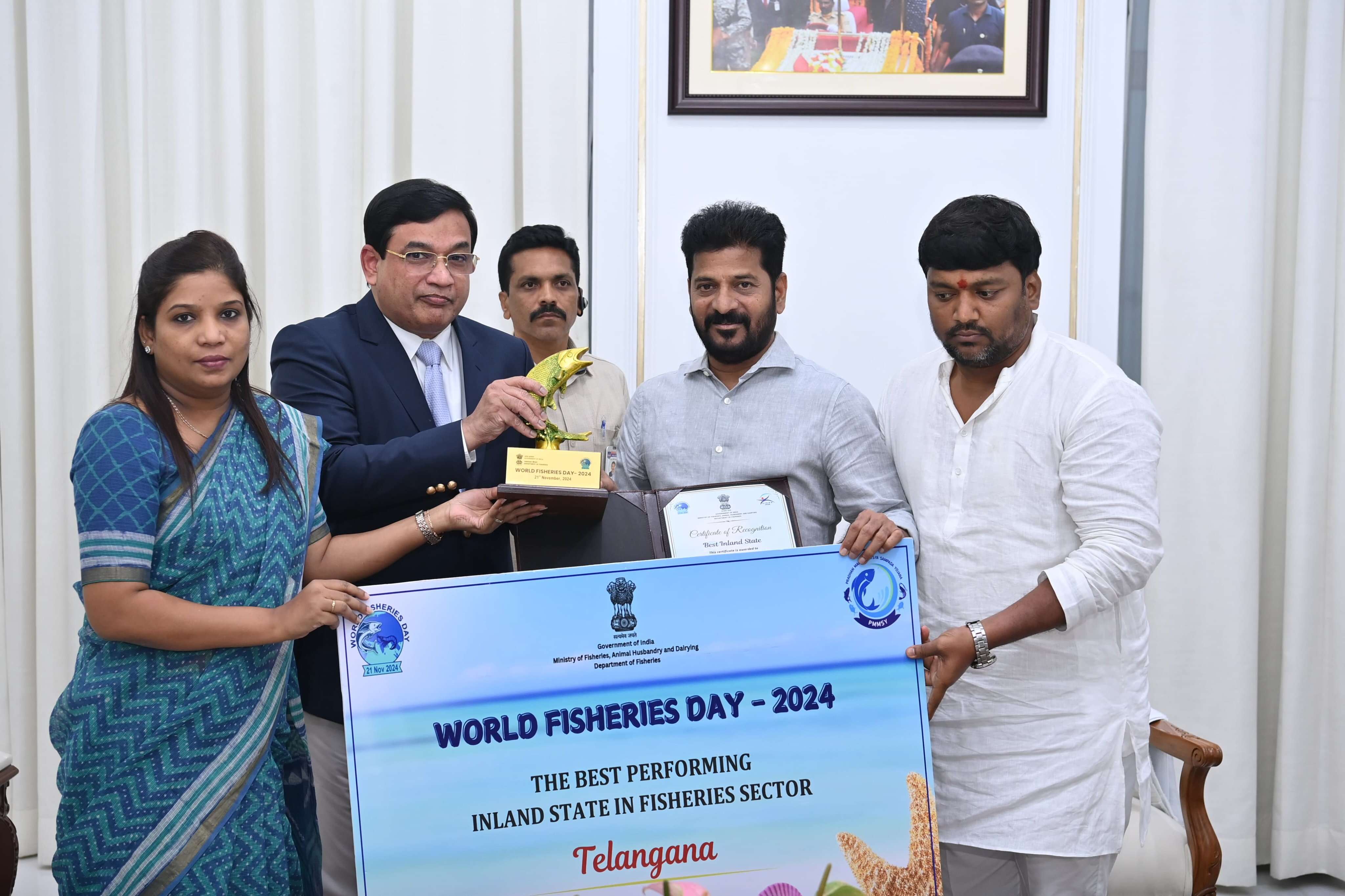 Telangana fish production reaches 4.56 lakh tons in 2024; Rs 7,059 ...