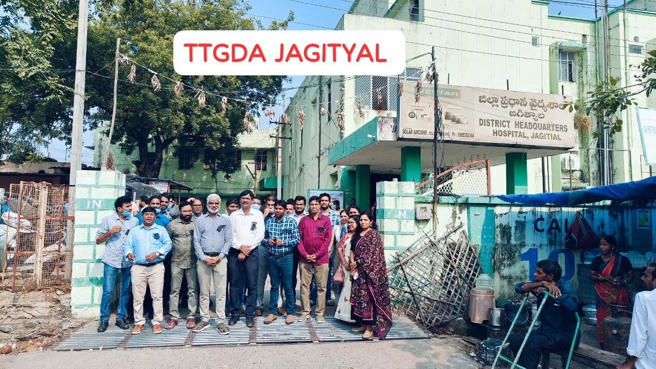 Telangana govt docs protest action against senior doctor in Jagtial for ...