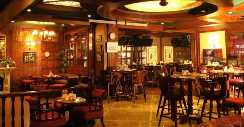 10D Pub Begumpet staff booked for assaulting customer over billing dispute