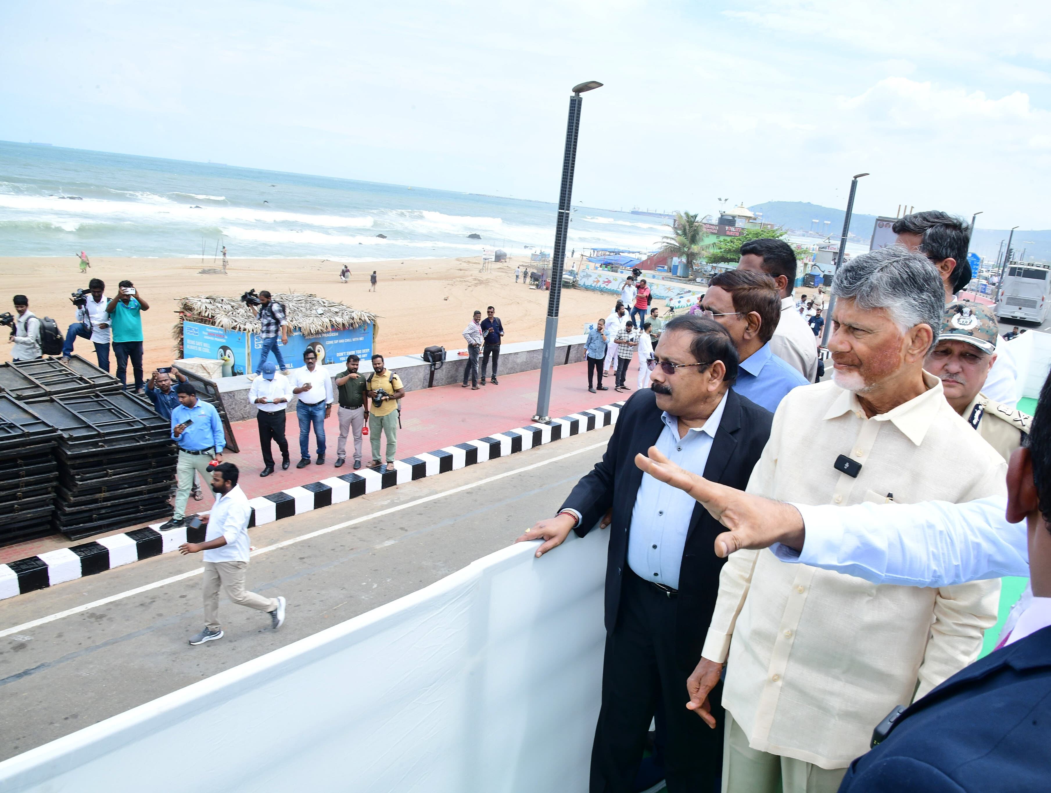 IYD: 5L people to perform yoga at single location in Vizag; Naidu ...