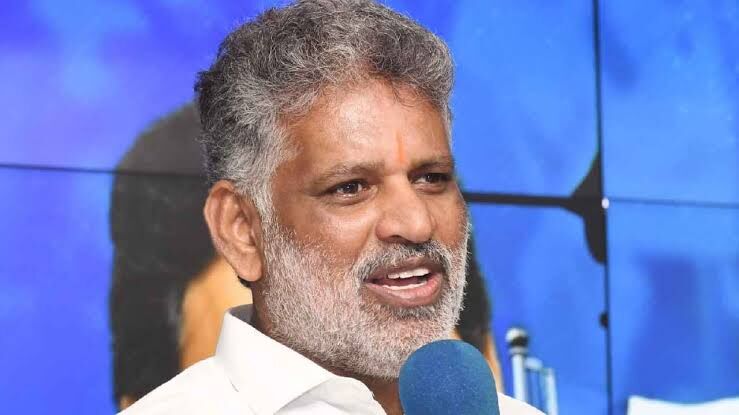 Former YSRCP legislator Chevireddy Bhaskar Reddy arrested at Bengaluru airport in multi-crore ...