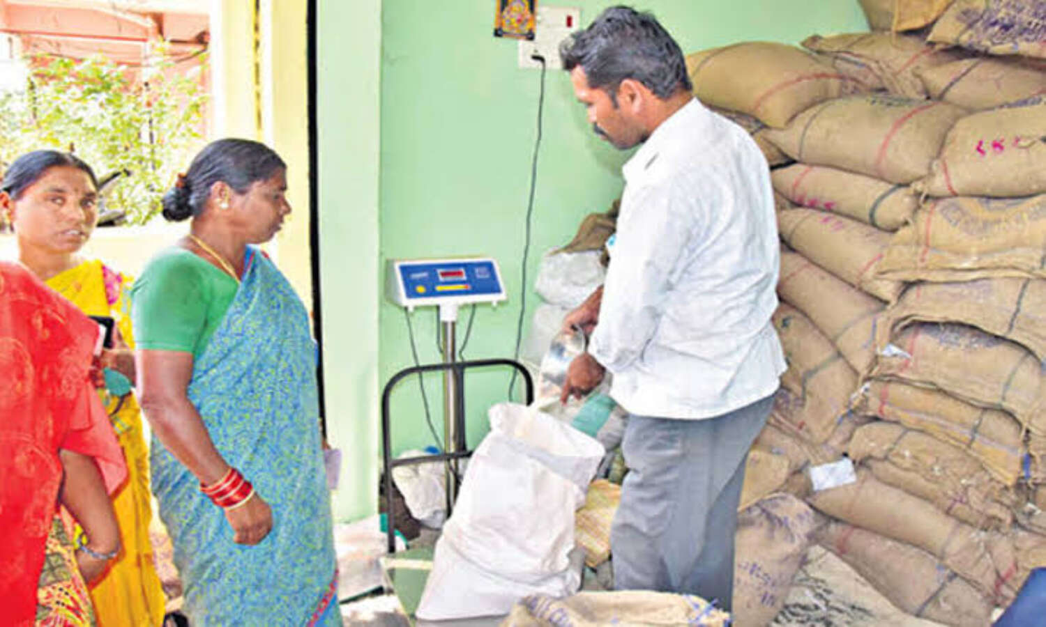 Telangana: 28 lakh new ration card applications filed this year; over 3 ...