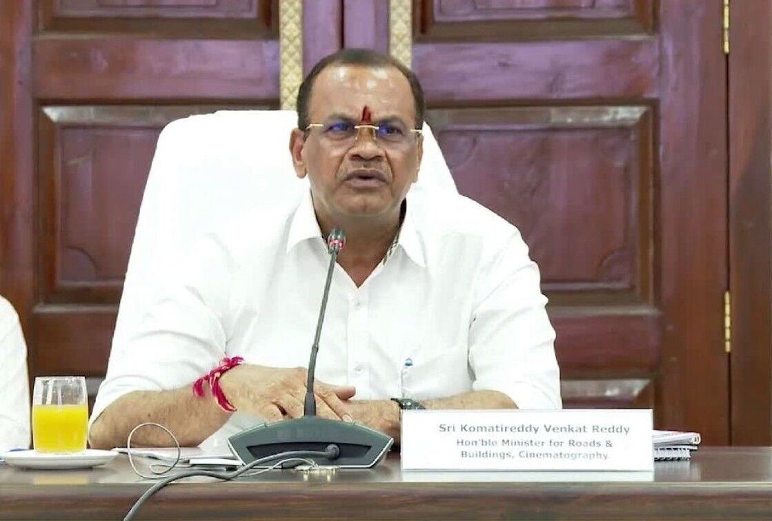 No role for ministers in IAS transfers, stop targeting women officers: Komatireddy Venkat Reddy